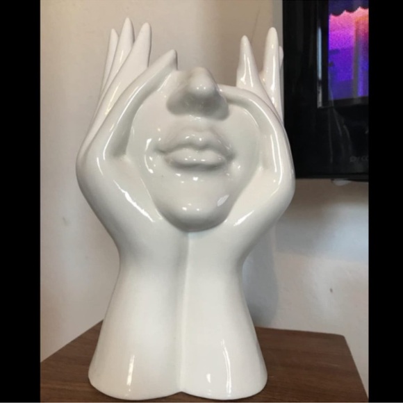 boutiquee | Other | New Boho White Ceramic Female Face Abstract Flower ...